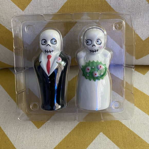 Kitchen | Darling Newly Dead Salt And Pepper Shakers | Poshmark